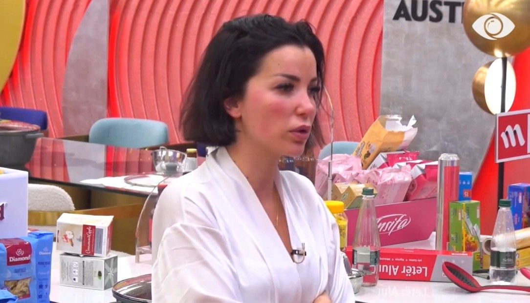 "Ngela një vit pa punë, një makinë e mora me kredi" - Roza Lati tregon ...