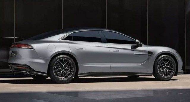 This car weighs over 3 tons - Telegraph - Telegraph