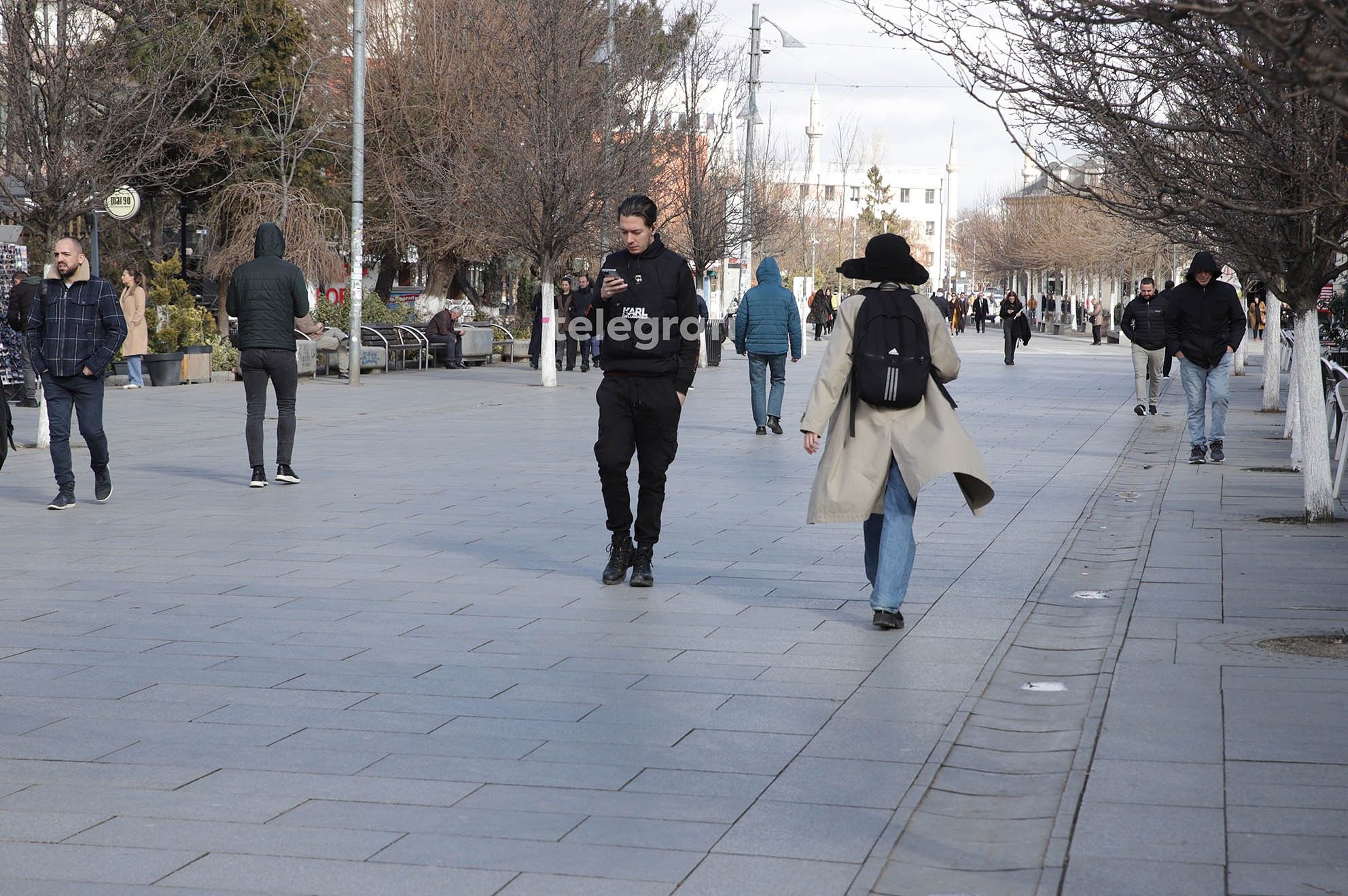 Sunny weather and clouds - Telegraph - Telegraph