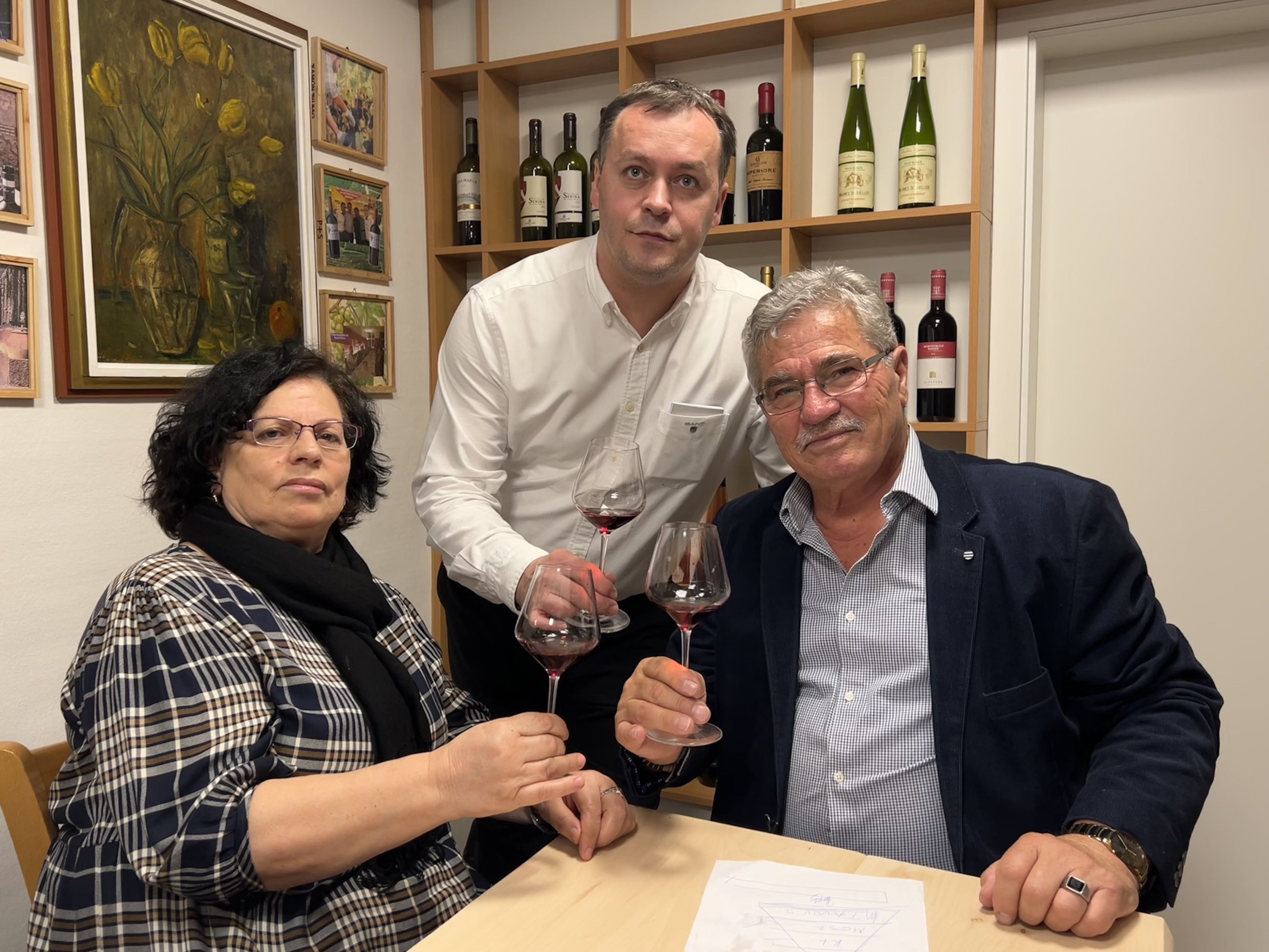 Abaz Rragami tregton edhe verërat shqiptare nga Kosova dhe Shqipëria me ...