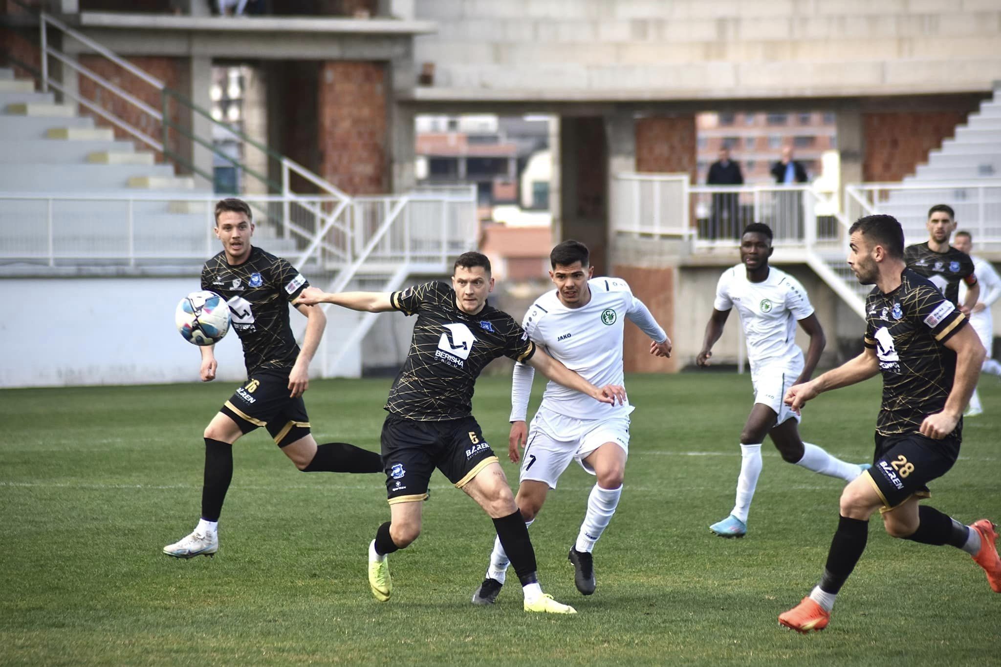 Llapi gets three big points in the trip to Feronikeli '74 - Telegrafi ...