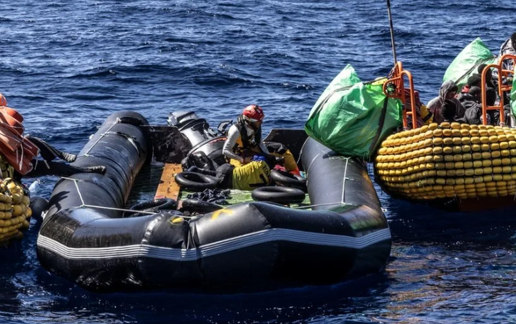 At least 60 migrants dead from the sinking of the raft in the ...