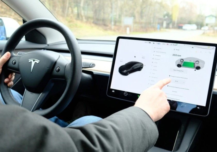 Due to new rules, large screens will disappear from cars? - Telegraph ...