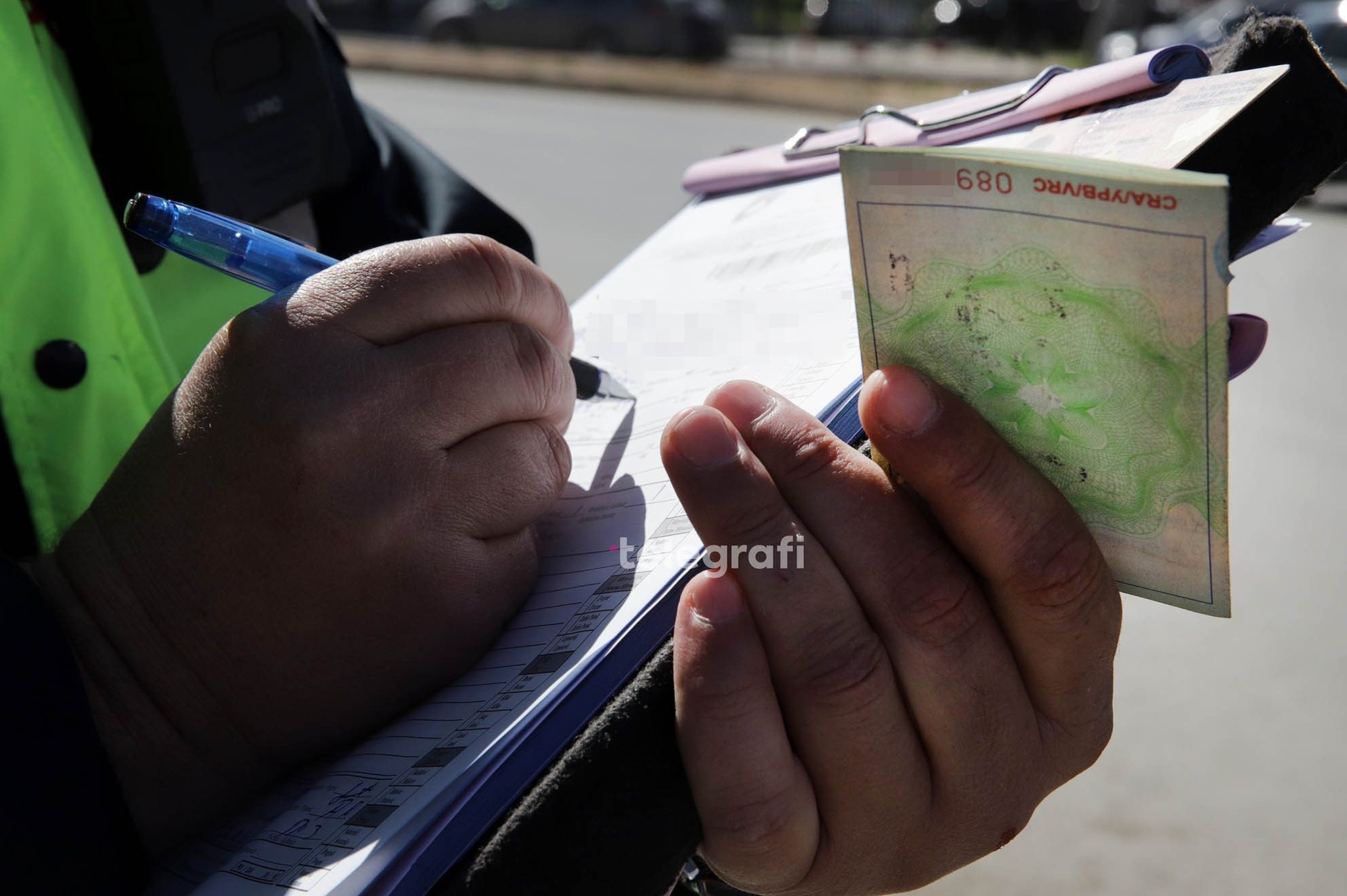 "Mund të mbeteni pa patentë shofer" - pas Ligjit të ri policia apelon ...