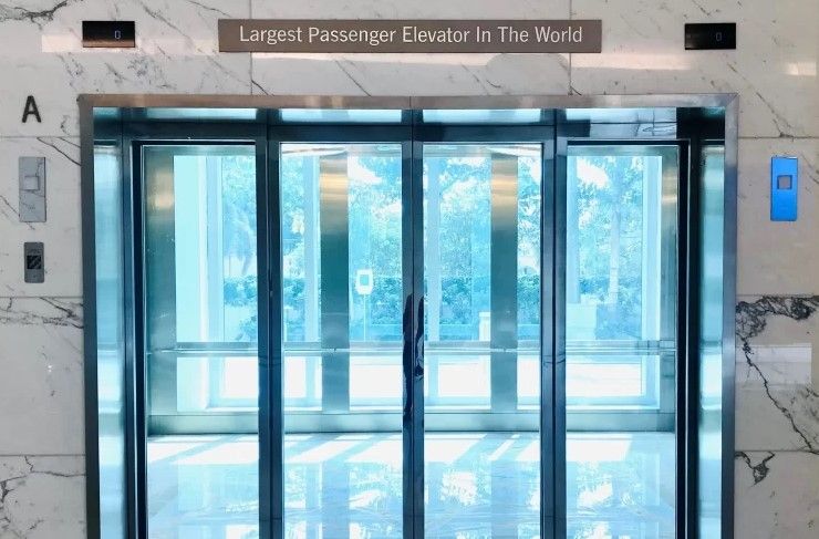 The world's largest passenger elevator - how many people can it carry ...