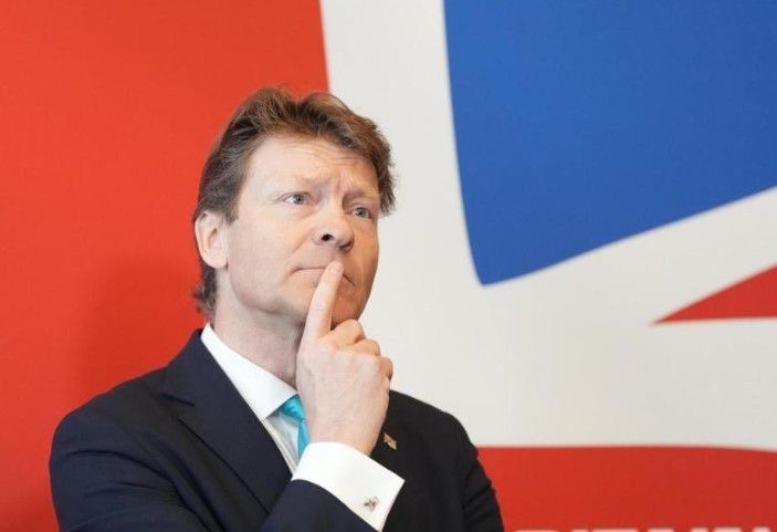 Skandal në partinë e njohur britanike: Përjashtohet anëtari i ...