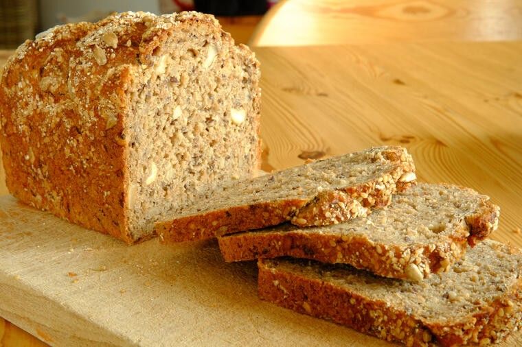 Bukë misri pa maja dhe gluten - Telegrafi - Telegrafi