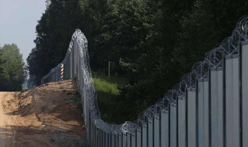 Poland will build defensive walls on the eastern border with Belarus to ...