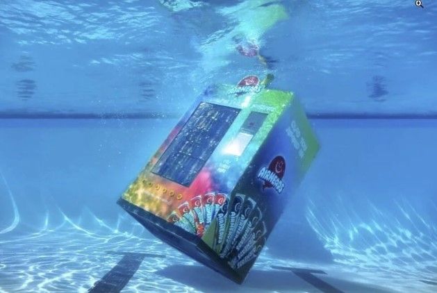 This is the first underwater candy machine - Telegraph - Telegraph