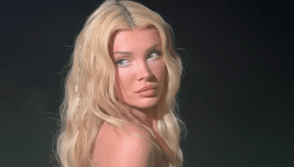 Era Istrefi sjell video provokuese nga prapaskenat e klipit të ri ...