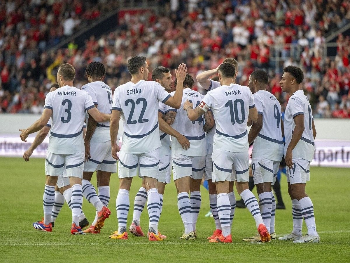 Zvicra largon katër futbollistë nga lista e gjerë, në mesin e tyre edhe ...