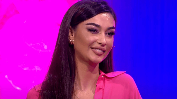 Adrola Dushi: Jam e dashuruar me djalin më të bukur shqiptar ...