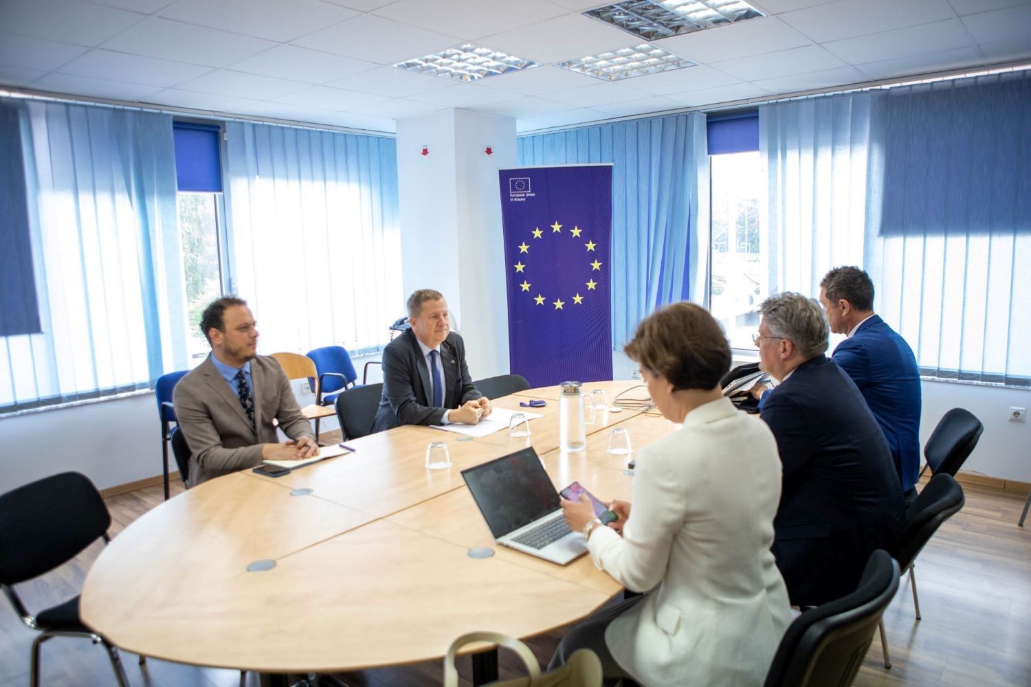 Reformat e energjisë në fokus, BE-ja ndihmon Kosovën me 75 milionë euro - Telegrafi - Telegrafi