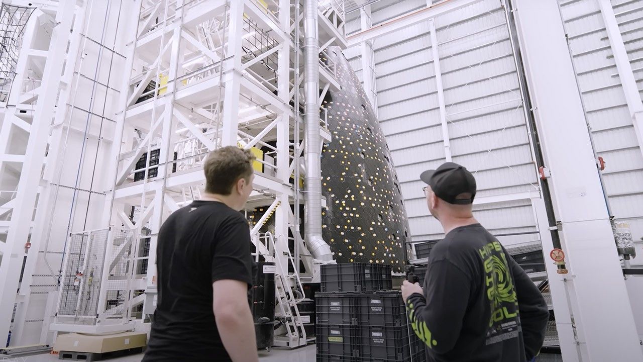 Elon Musk offers popular YouTuber a tour of SpaceX's new 'Starfactory ...