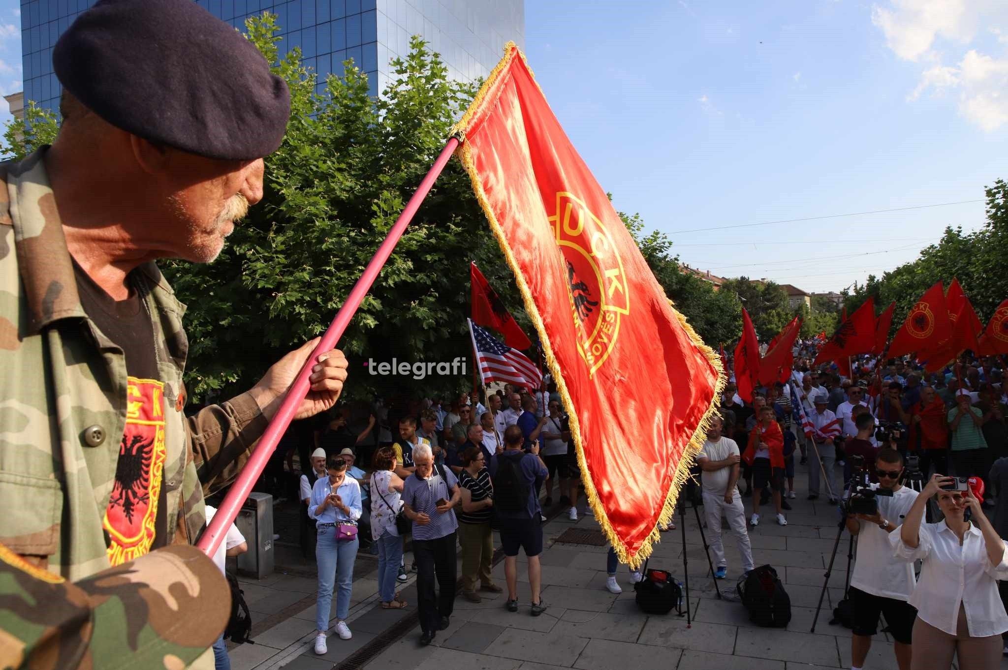 “S’ka ushtar që fle mirë pas luftës” - Veteranët mbeten pa rehabilitim ...