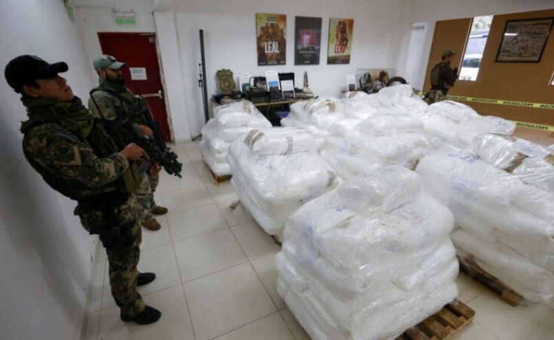 Paraguay seized four tons of cocaine - in a shipment of sugar ...