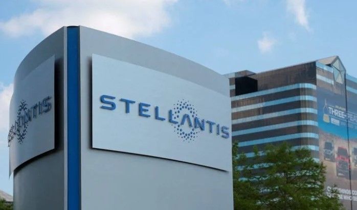 US opens investigation into 150,000 Stellantis vehicles for power loss ...