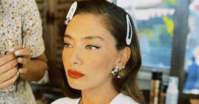 After eight years, the famous Turkish actress is becoming a mother for ...