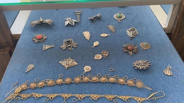 Filigrani një ndër artizanatet më të vjetra të Prizrenit - Telegrafi ...