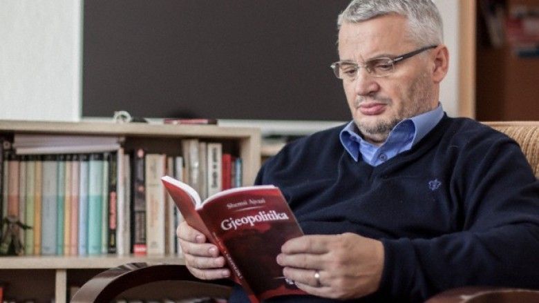 "Red and Black" as a global fan - Telegraph - Telegraph