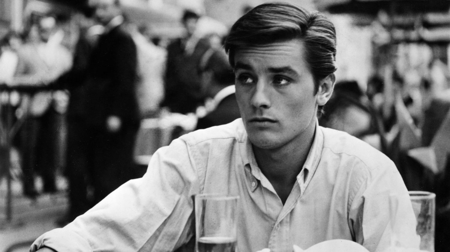 In Memoriam: Alain Delon, the mysterious star of cinema - Telegraph ...