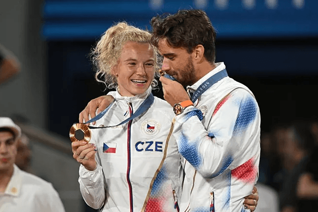 Czech couple win gold together despite their romantic relationship ...