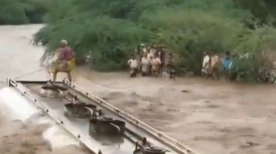 Flash floods kill 16 people in Yemen as search for missing continues ...