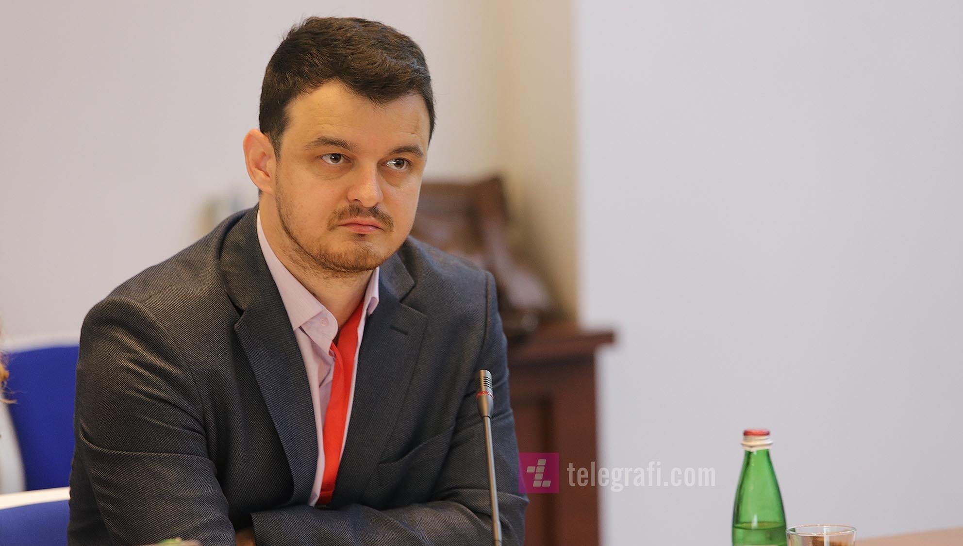 The chairman of the RTK Board, Besnik Boletini, resigns - Telegrafi ...