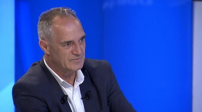 Nait Hasani: Tash e 40 vjet pas në qenien dhe mendjen time emri i UDB ...