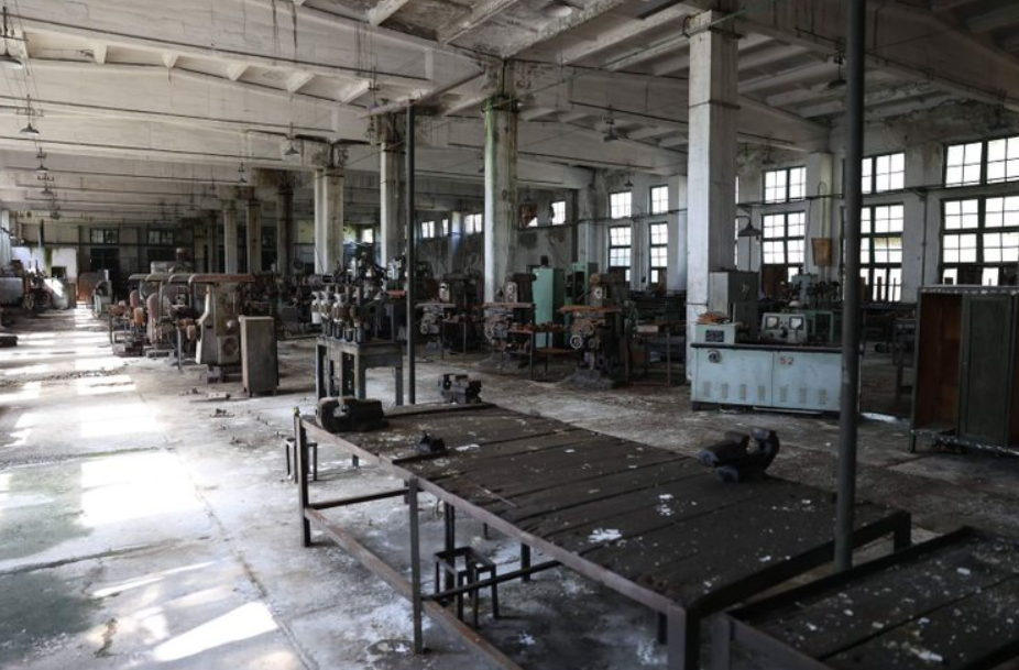 Albania prepares to restart the production of weapons, Minister Vëngu ...