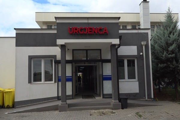 QKMF-ja në Fushë Kosovë pa pediatër e gjinekolog - Telegrafi - Telegrafi