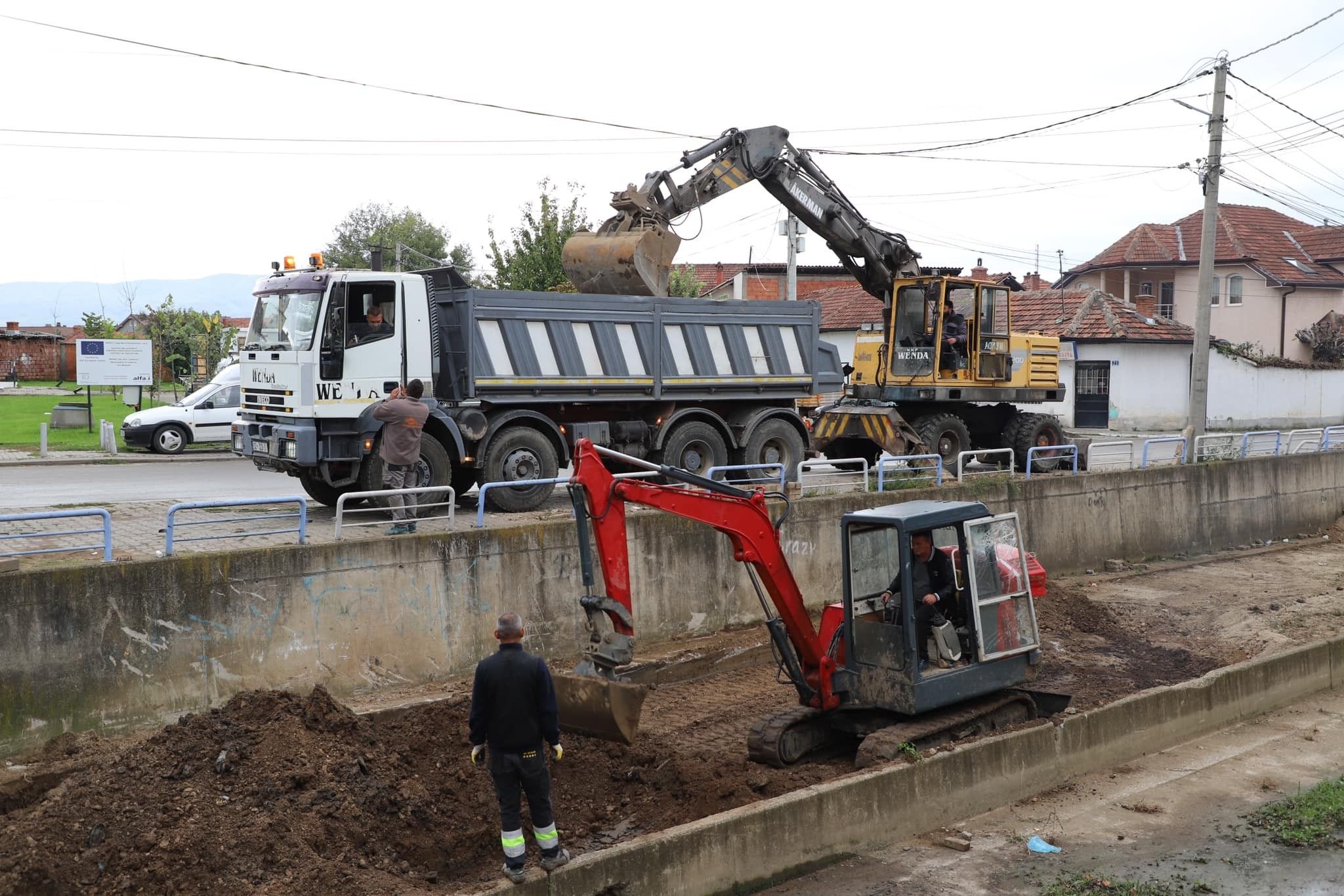 Today, the works for the expansion of the Tërstena riverbed in Vushtrri ...