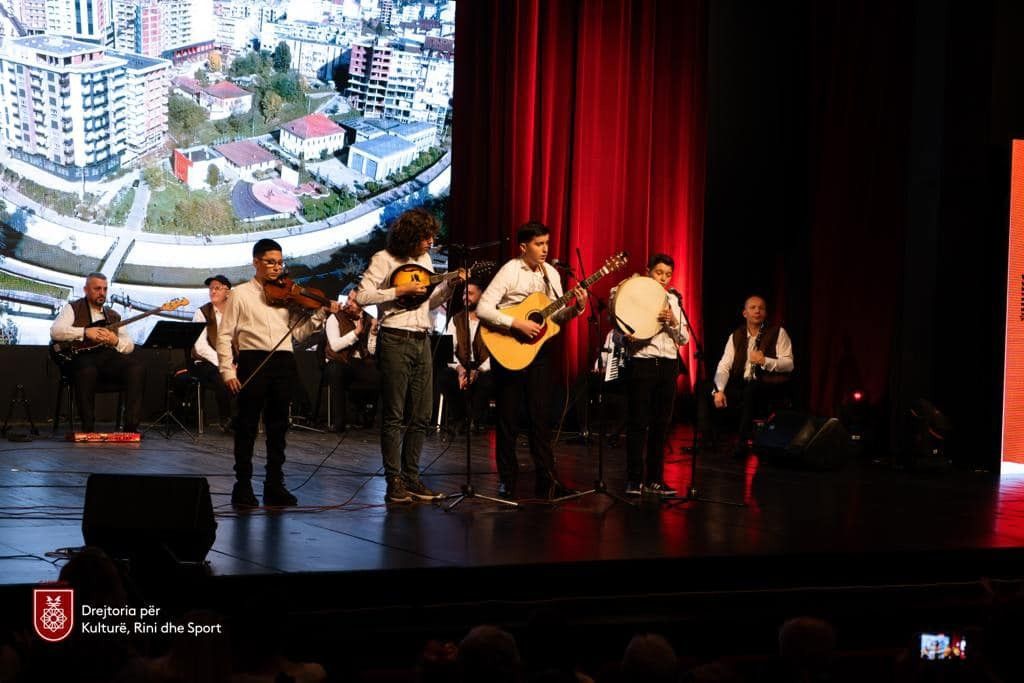 The musical group "Rilindja" tomorrow promote their album "Beyond ...