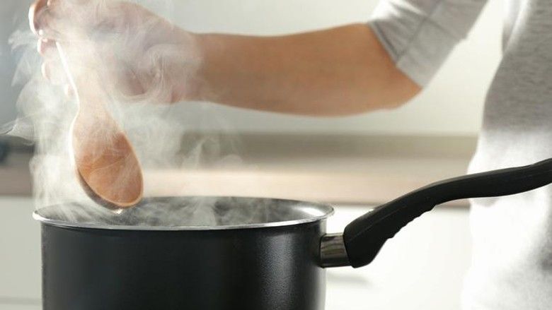 When they get hot, they release their poison: These seven items are not ...