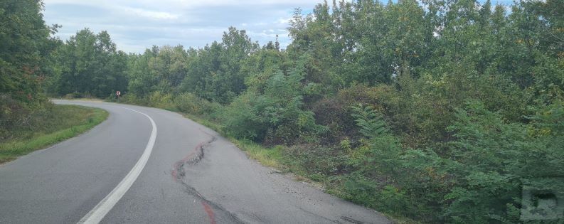 "Gropë e rrezikshme" - Qytetari nga Kamenica ankohet për dëmtime në ...