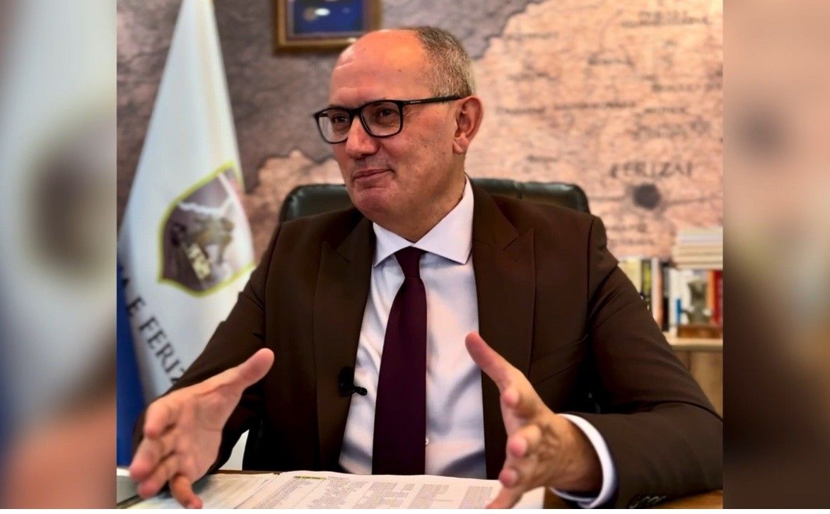 Kryetari Agim Aliu flet për projektet që po e transformojnë qytetin e ...