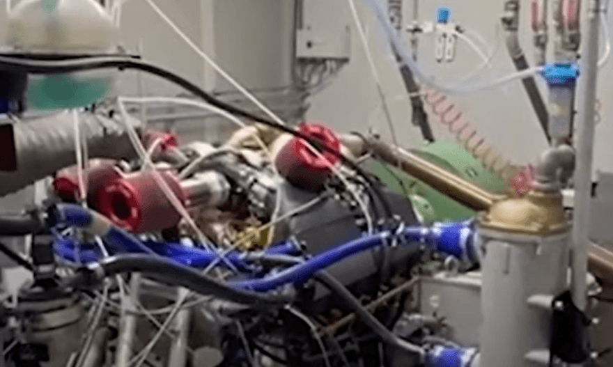 The Italian company starts the development of V-12 engines with four ...