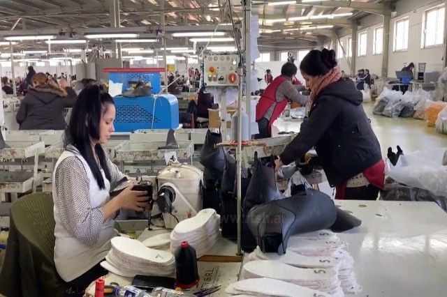 Sa kushton një orë pune në Shqipëri? Më të paguarit, sektori financiar ...