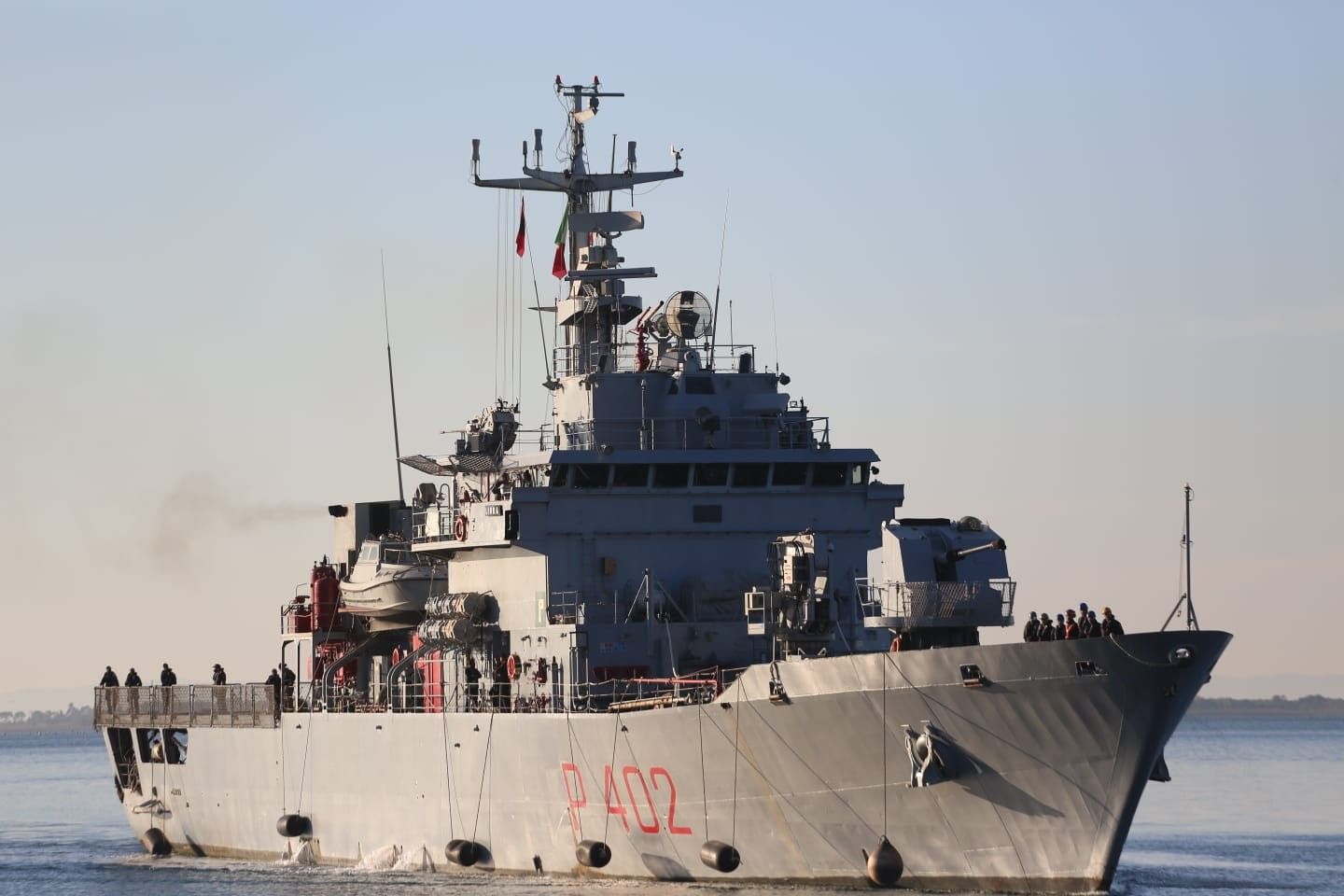 The second Italian ship "Libra" arrives in Shengjin with eight ...