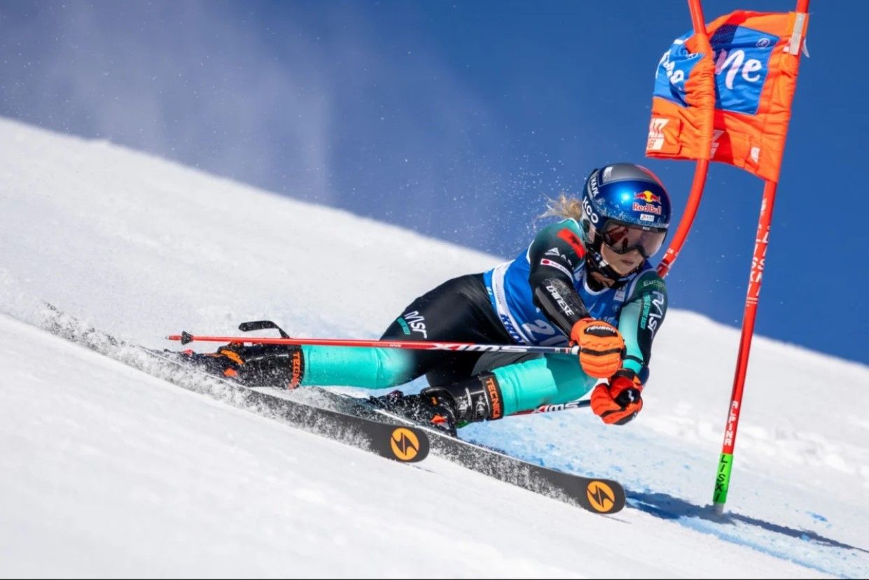 Meet Lara Colturi, the Albanian competitor known as the new star of the ski sky - Telegrafi ...