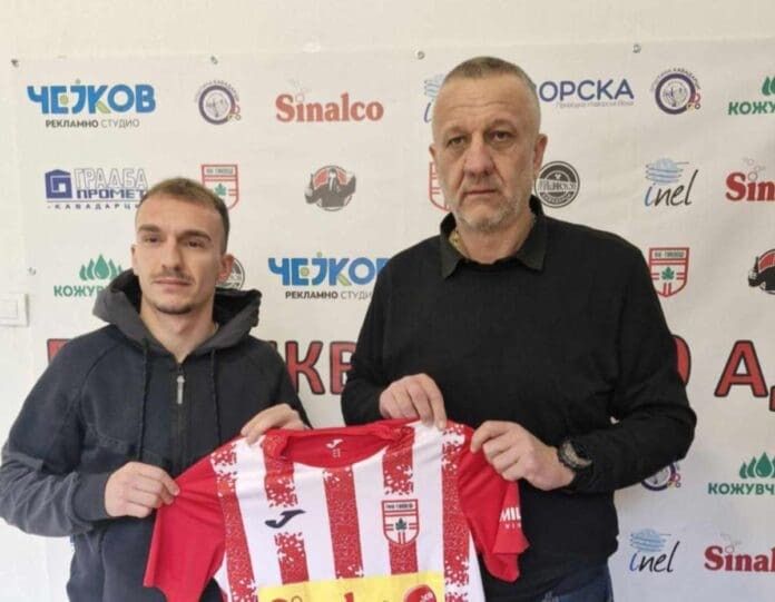 Arbi Vosha largohet nga Struga, përforcon Tikveshin - Telegrafi - Telegrafi