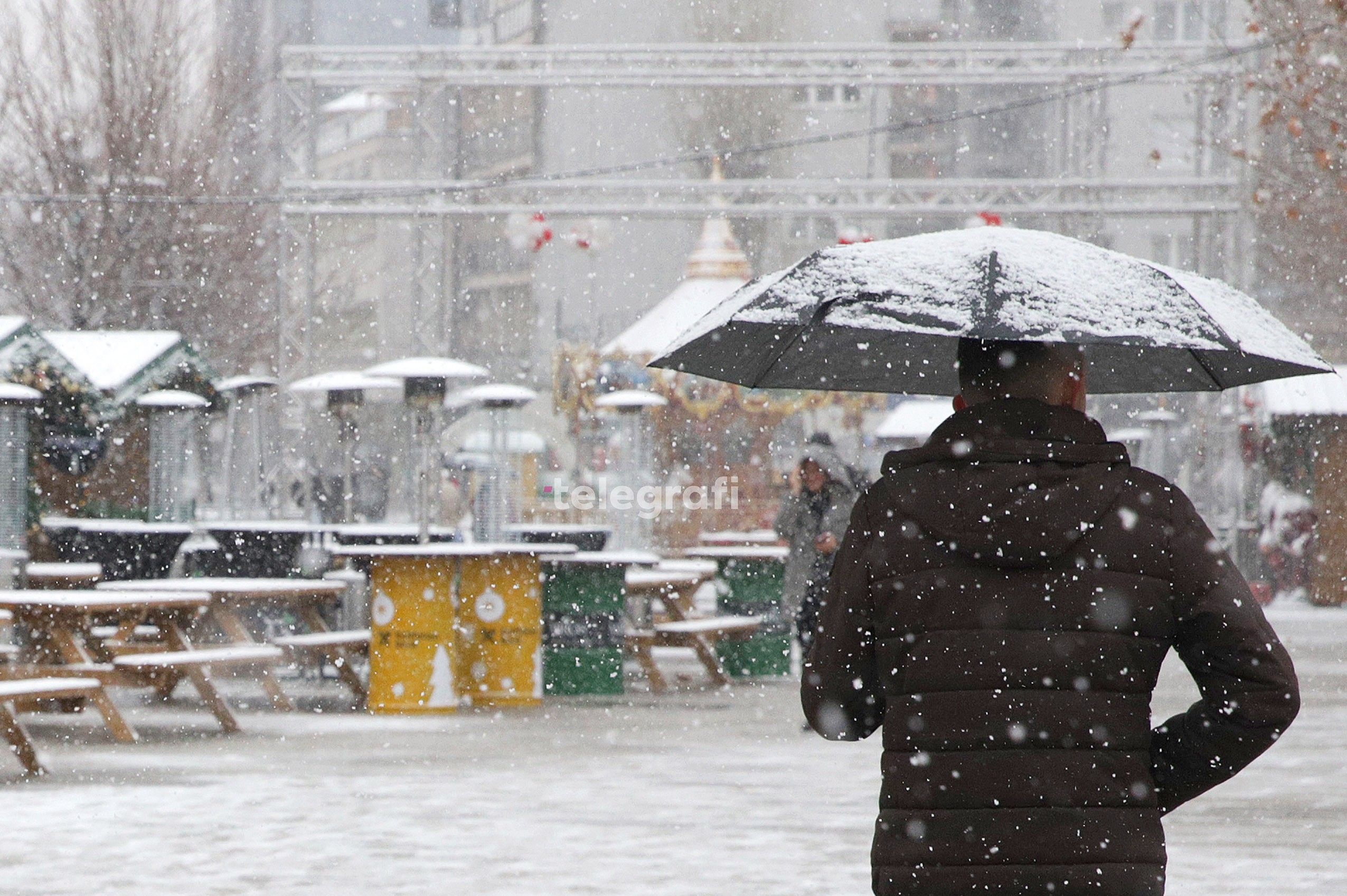 Cloudy weather with snowflakes - Telegraph - Telegraph