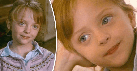 Ajo luajti një vajzë të vogël në një film të famshëm të Krishtlindjeve ...