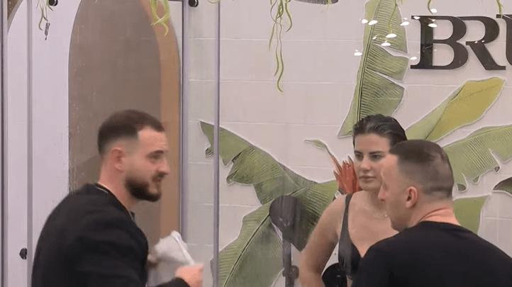 "I'm hungry to see a female body" - G Bani embarrasses Valbona Mhilli ...