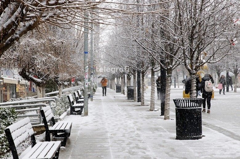 Fundjava me reshje bore, u bëhet apel vozitësve të kenë kujdes të ...