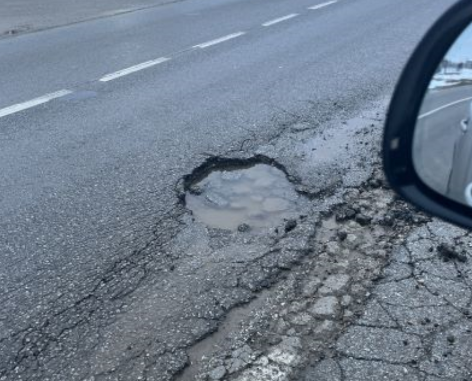 "Kllokot-Viti road full of potholes" - citizen raises concern about ...
