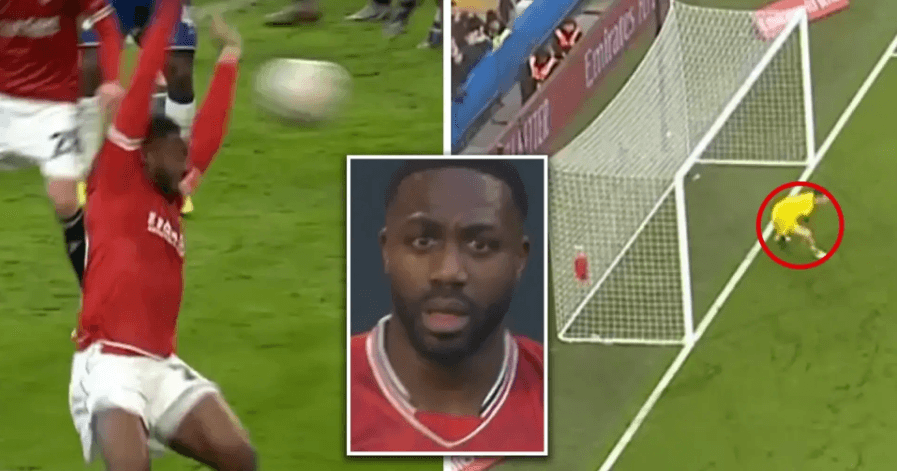 One of the strangest penalties of the season: Yann Songo'o's strange ...