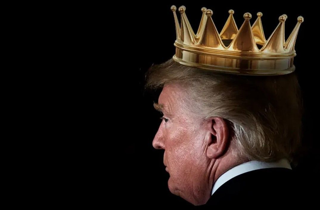 Donald Trump 'crowns' himself as King - Telegraph - Telegraph