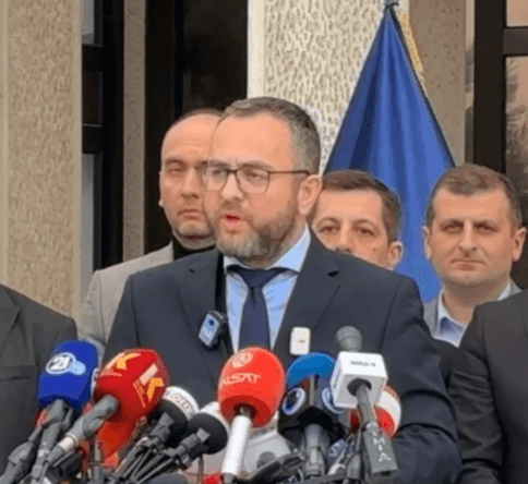 Toshkovski: Mjetet piroteknike që shkaktuan zjarrin në Koçan janë sjell ...