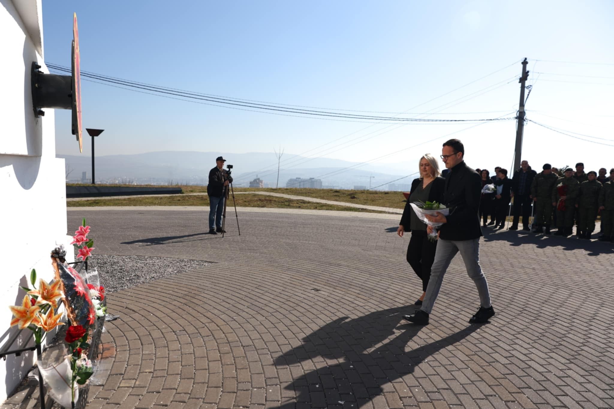 Homage to the martyrs' cemeteries, Hyseni: The epic of the KLA is one ...